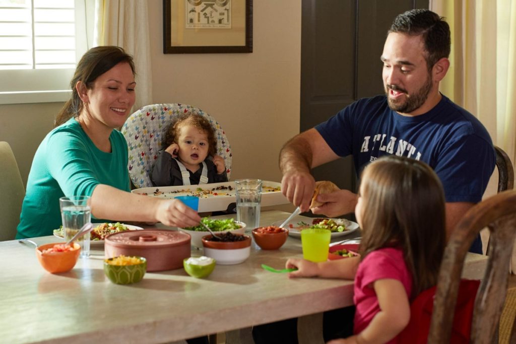 Make Mealtime More Fun With At-The-Table Preparation - All My Children ...